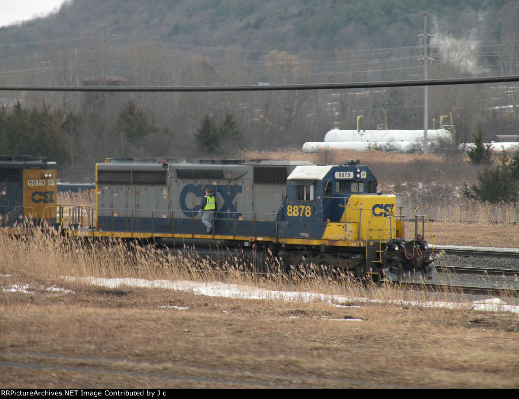 CSX 8878